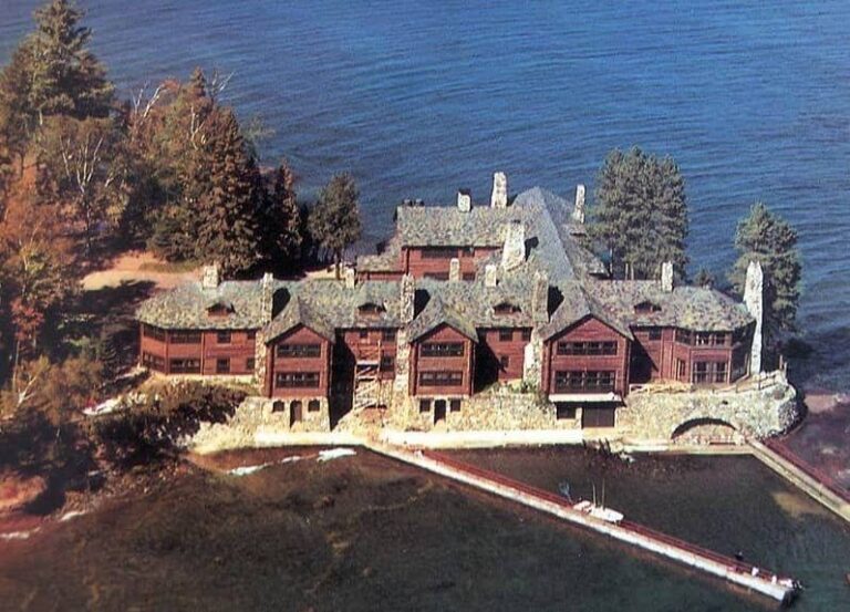 What Is The Largest Log Cabin In the World? Find Out Here